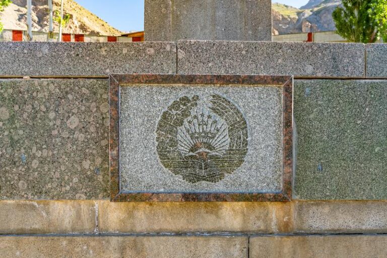 Descubre los símbolos de Khorugh